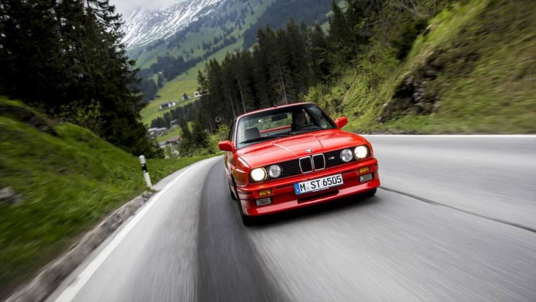 The best BMW models of the 90s - 5 iconic BMW 1990s models